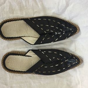 Vintage | Shoes | Vintage Point Toe Leather Genie Mule Sandals | Poshmark